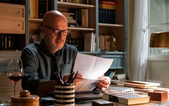 Tutta colpa di Freud, il cast della serie tv con Claudio Bisio e ...