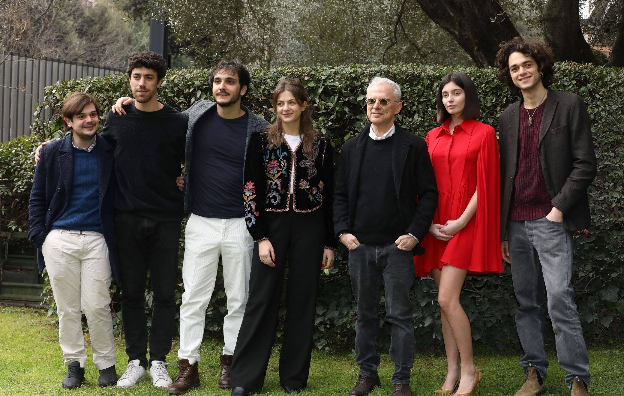 Finalmente l’alba, al via le riprese del film di Saverio Costanzo con Lily James e Willem Dafoe ...