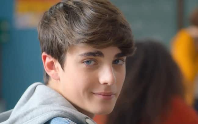 Di4ri, il cast della serie tv Netflix per ragazzi con Andrea Arru e ...