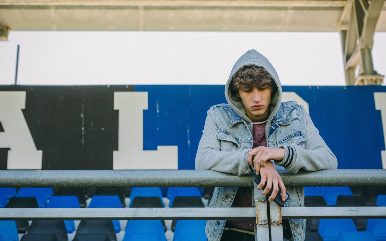 Chi è Mattia Carrano, protagonista della serie tv Prisma