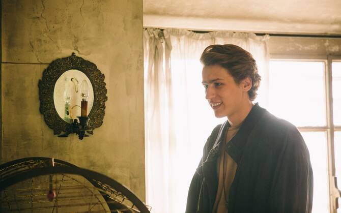 Chi è Mattia Carrano, protagonista della serie tv Prisma