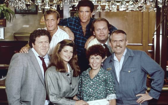 “Cheers” debuttava 40 anni fa negli Usa: storia e curiosità della ...