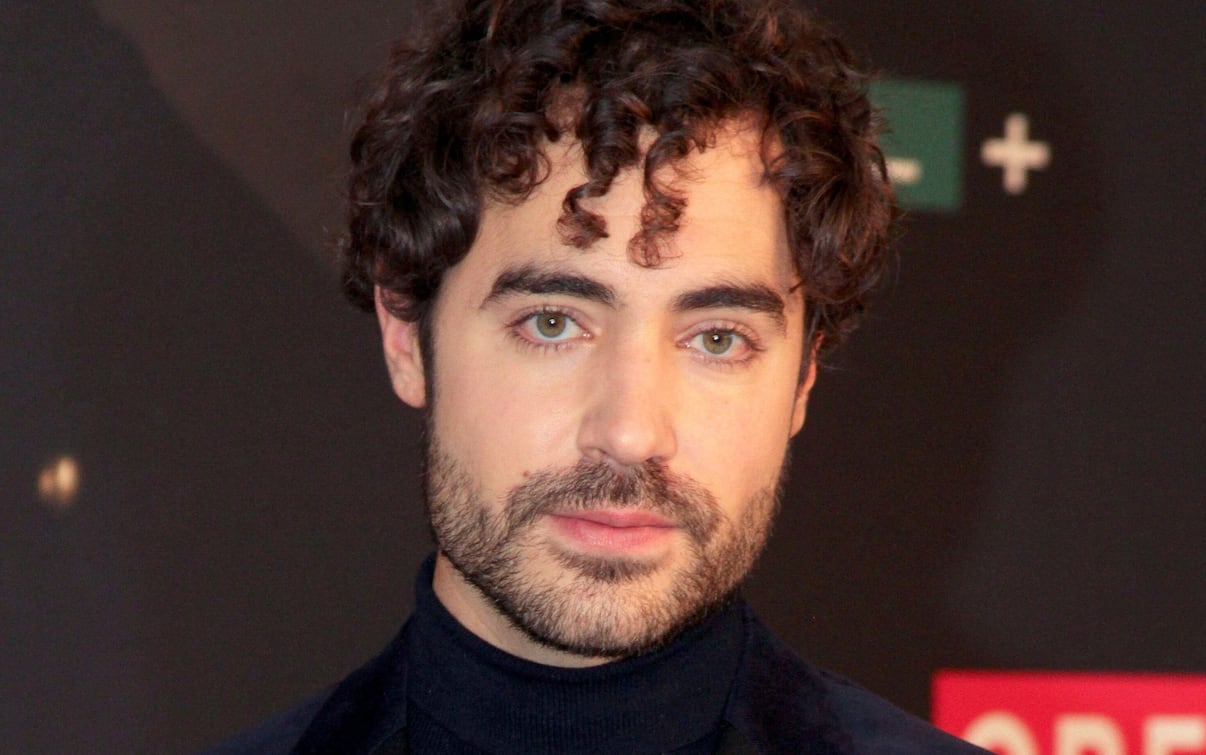 Sissi 2, il cast della serie TV da Dominique Devenport a Giovanni Funiati