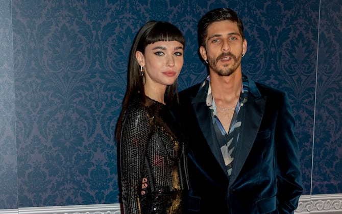 Matilda de Angelis e il fidanzato Alessandro dei Santi Francesi: primo ...