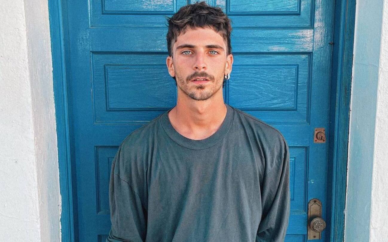 Matilda de Angelis e il fidanzato Alessandro dei Santi Francesi: primo ...