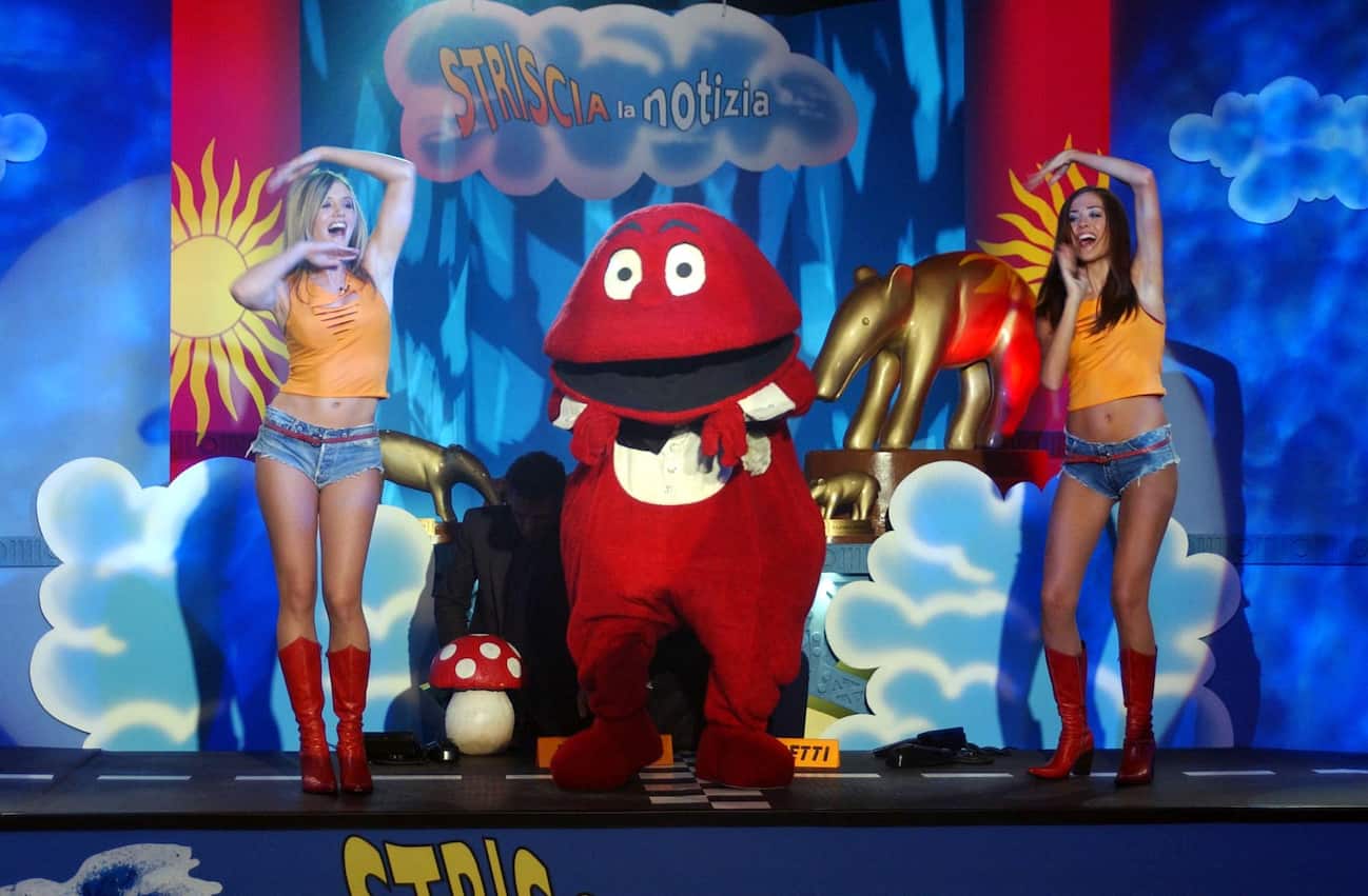 Striscia la Notizia, le veline più famose da Elisabetta Canalis a ...