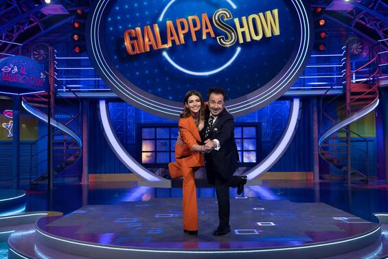 Gialappashow, Laura Barth accanto al Mago Forest. Le anticipazioni ...