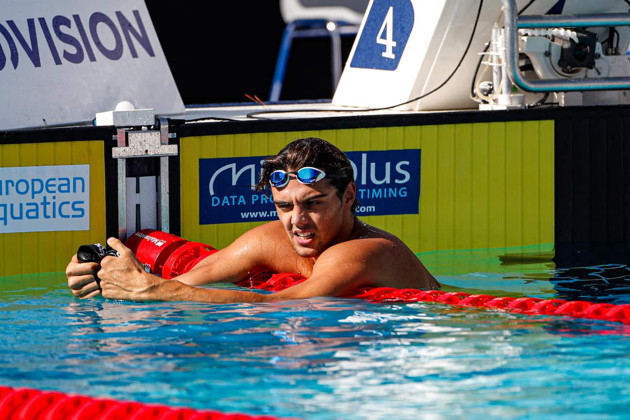 Chi è Thomas Ceccon il campione di nuoto che ha vinto 6 medaglie per l'Italia agli Europei. FOTO ...