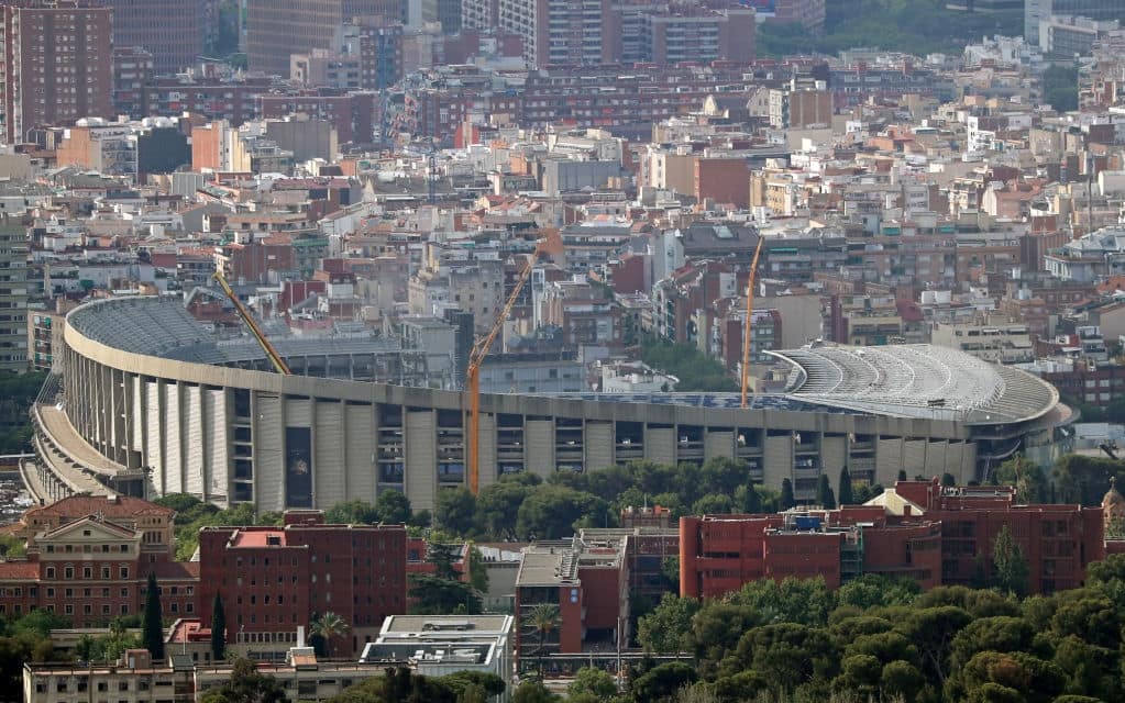 Barcellona, Camp Nou demolito: si lavora per il nuovo stadio. FOTO ...