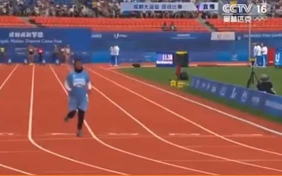 Atletica, Nasra Ali Abukar (Somalia) è la più lenta di sempre nei 100 ... Atletica, Nasra Ali Abukar (Somalia) è la più lenta di sempre nei 100 ...