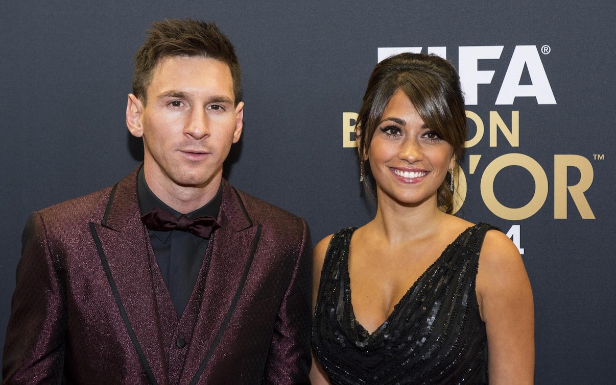 Chi è Antonella Roccuzzo, la moglie di Messi. Ha origini calabresi ...