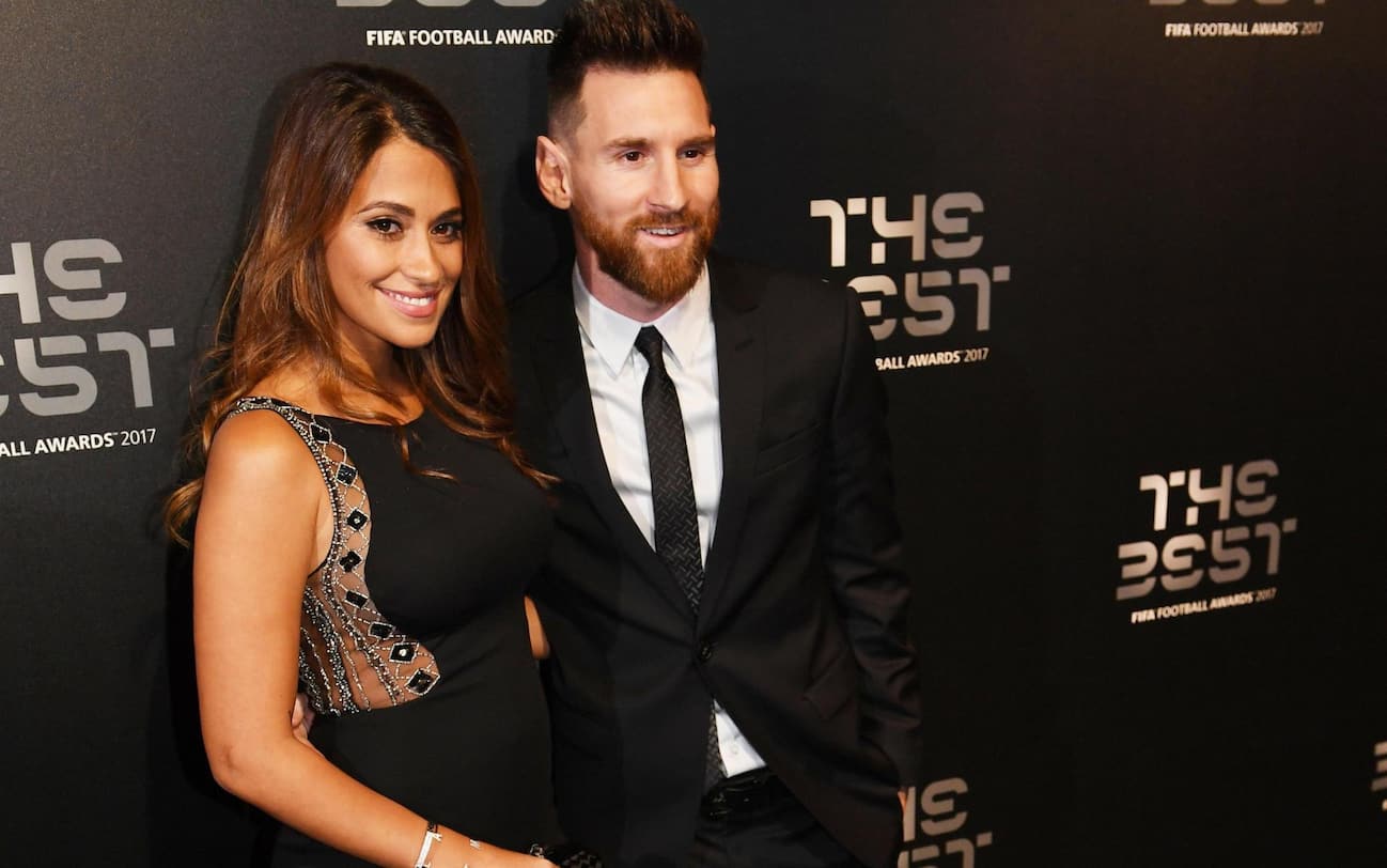 Chi è Antonella Roccuzzo, la moglie di Messi. Ha origini calabresi ...