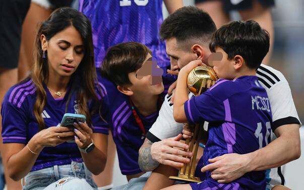 Chi è Antonella Roccuzzo, la moglie di Messi. Ha origini calabresi ...