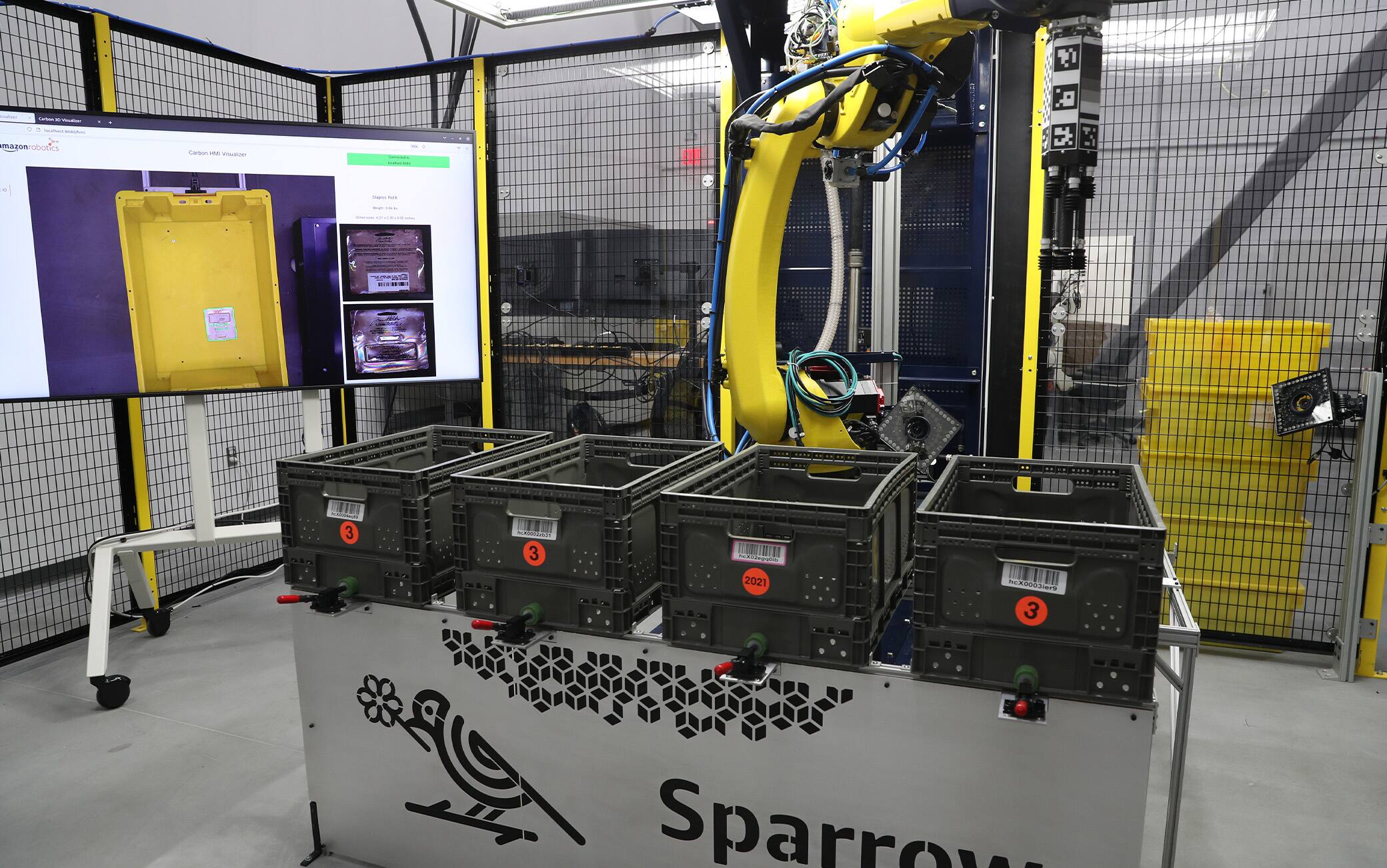 Droni e magazzinieri robot: abbiamo toccato con mano le tecnologie Amazon di domani | Sky TG24