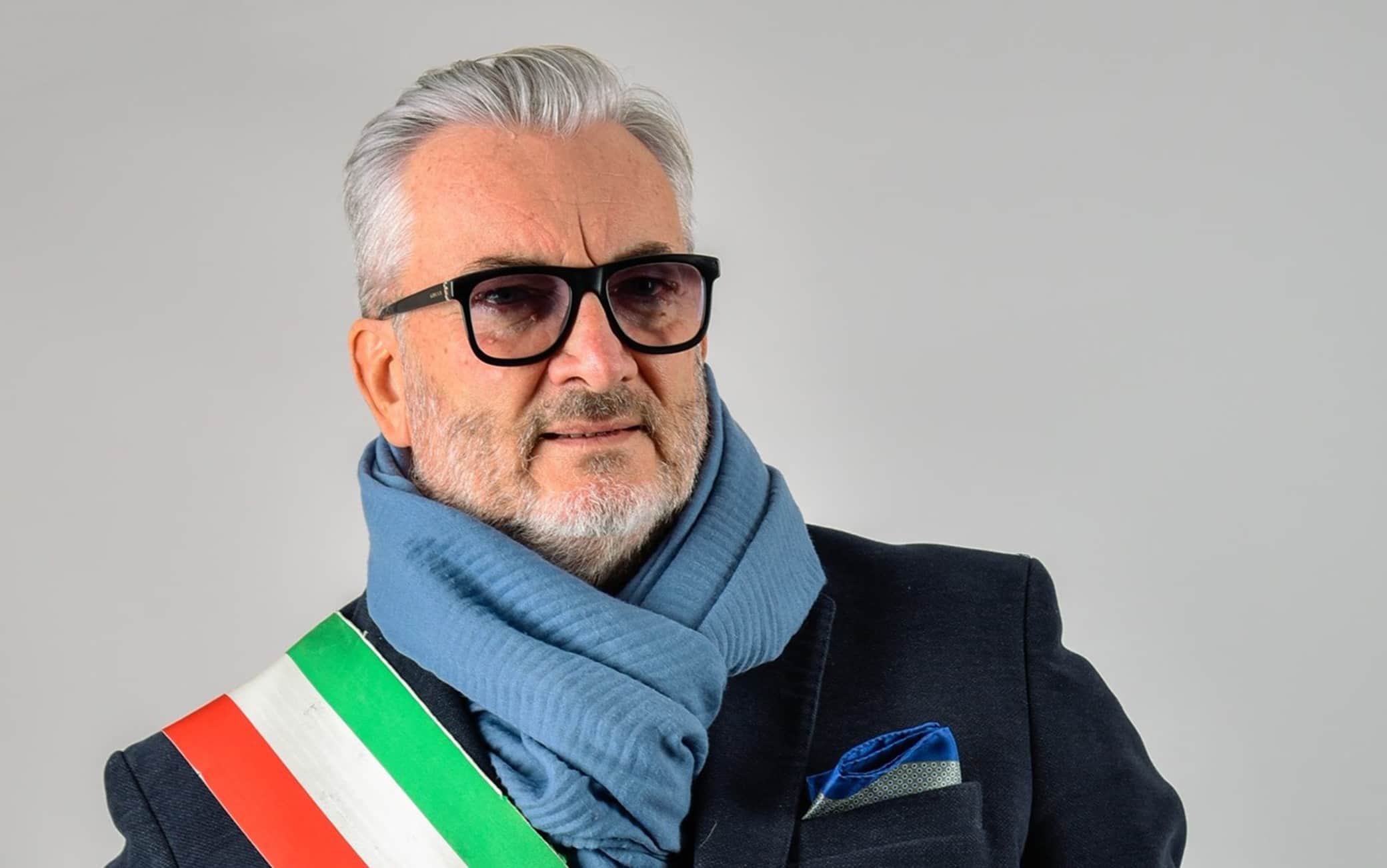 Aggredito il sindaco di Giaveno: Carlo Giacone ricoverato in gravi ...