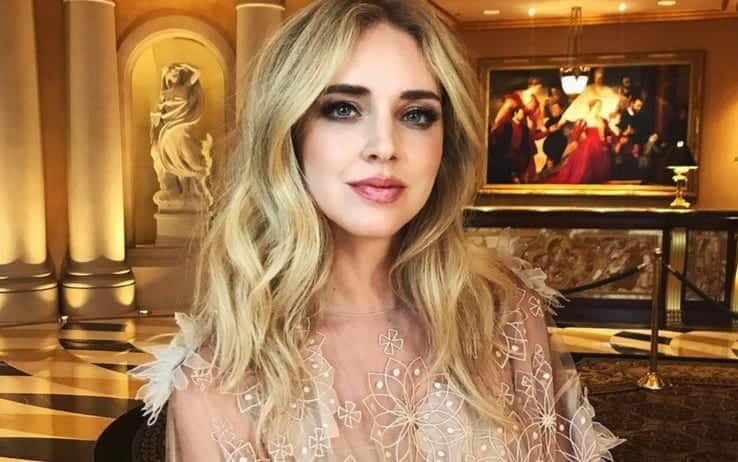 Chiara Ferragni e l'hard look: ecco i piercing sui capezzoli | Sky TG24
