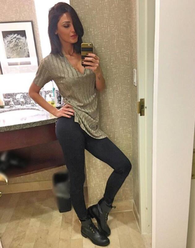 Anna Tatangelo: sexy su Instagram