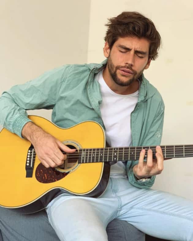 Alvaro Soler, le foto più sexy