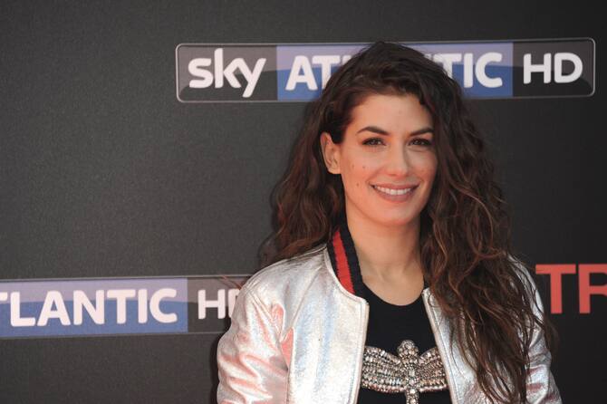Giulia Michelini: le foto più belle dell'attrice | Sky TG24