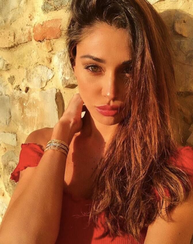 Belen Rodriguez, i selfie più sensuali di Instagram