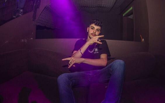 Izi, il nuovo album è 'Aletheia': tutte le collaborazioni e i featuring