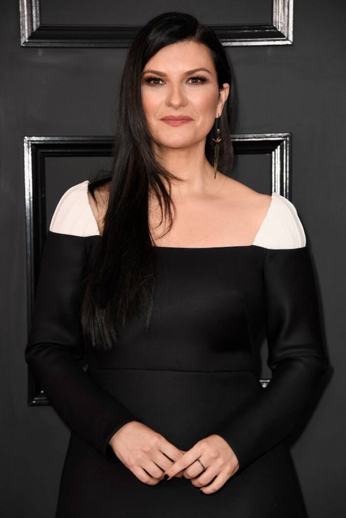 Laura Pausin compie 49 anni. La fotostoria della cantante | Sky TG24