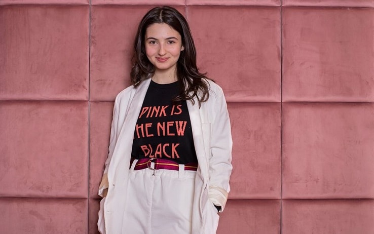 Tecla Insolia, chi è la cantante più giovane in gara tra le Nuove ...