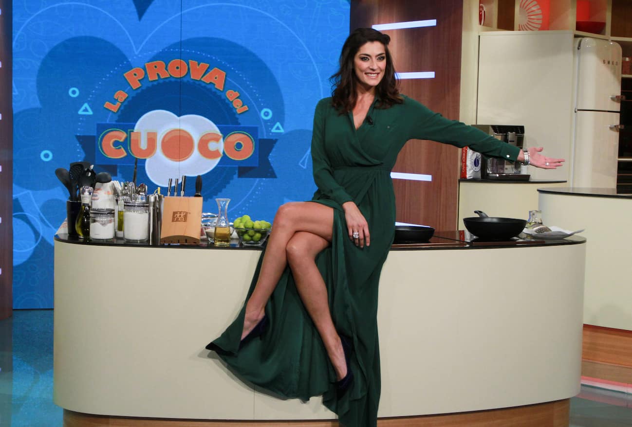 Le gambe più belle e sexy delle Star | Sky TG24