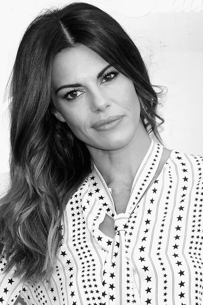 Bianca Guaccero: le foto più belle della showgirl | Sky TG24