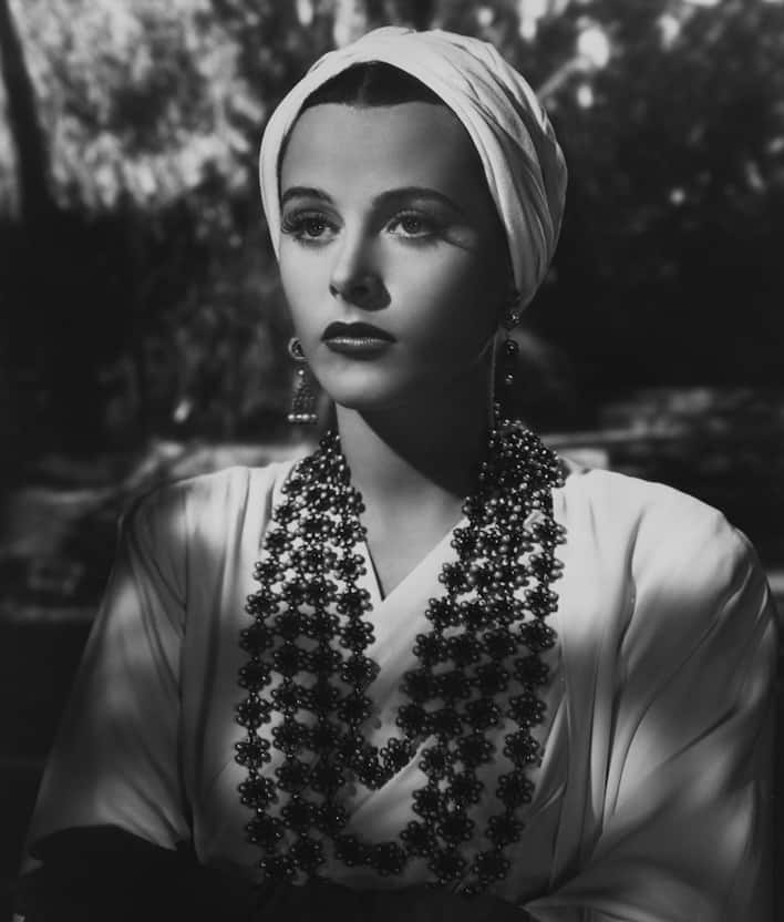 Hedy Lamarr, nasceva il 9 novembre del 1914 la diva che inventò il wireless