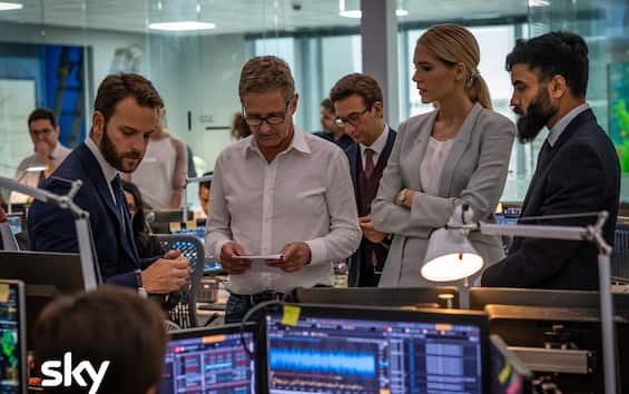 Diavoli, il cast della serie tv: Alessandro Borghi è Massimo Ruggero