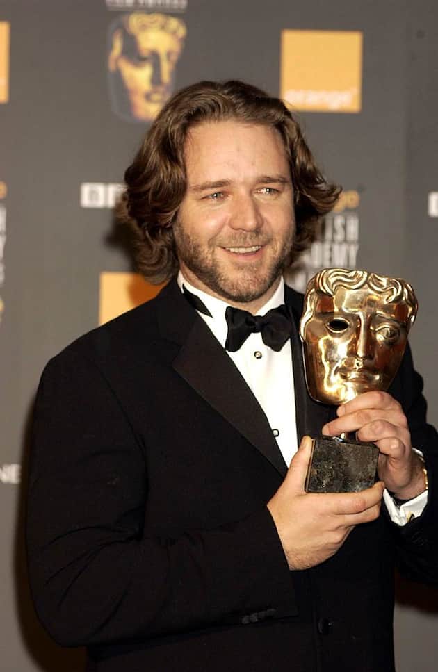 Russell Crowe ieri e oggi: ecco com'è cambiato l'attore negli anni. FOTO