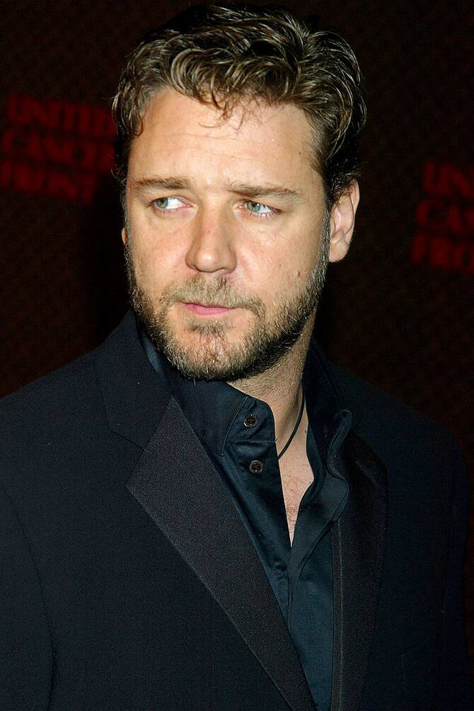 Russell Crowe ieri e oggi: ecco com'è cambiato l'attore negli anni. FOTO