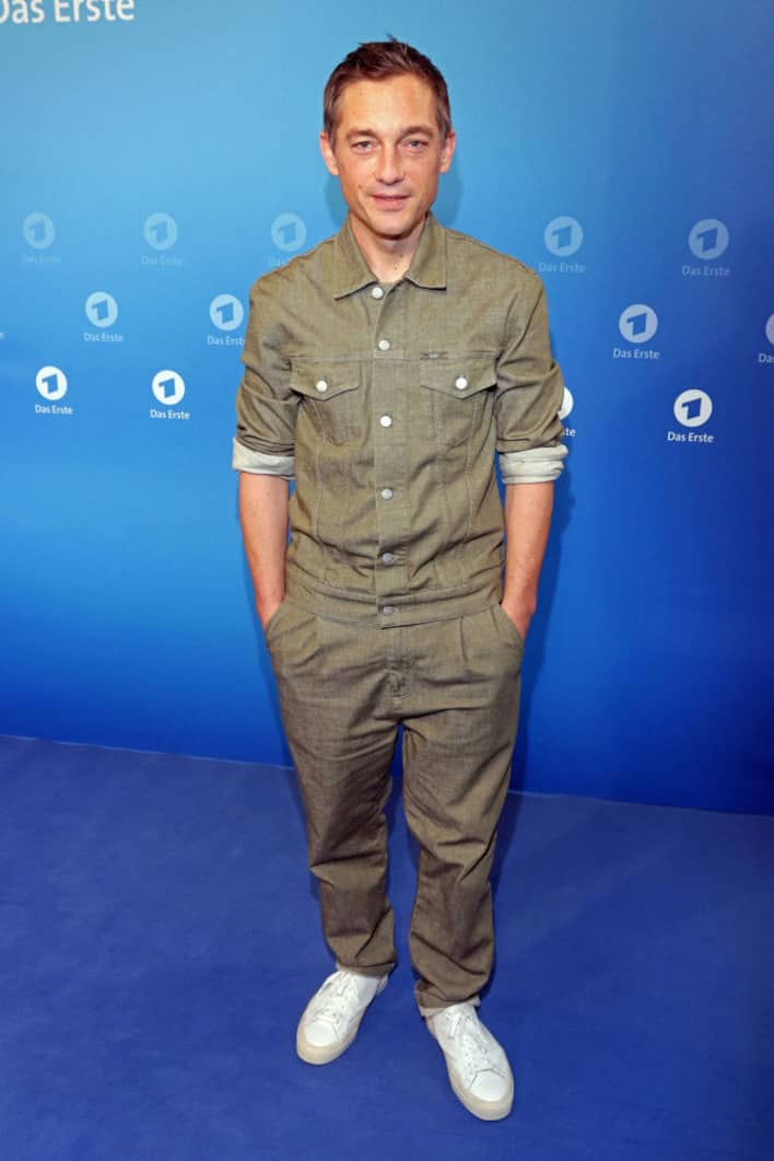 Babylon Berlin 3, il cast: 20 foto di Volker Bruch, il commissario ...