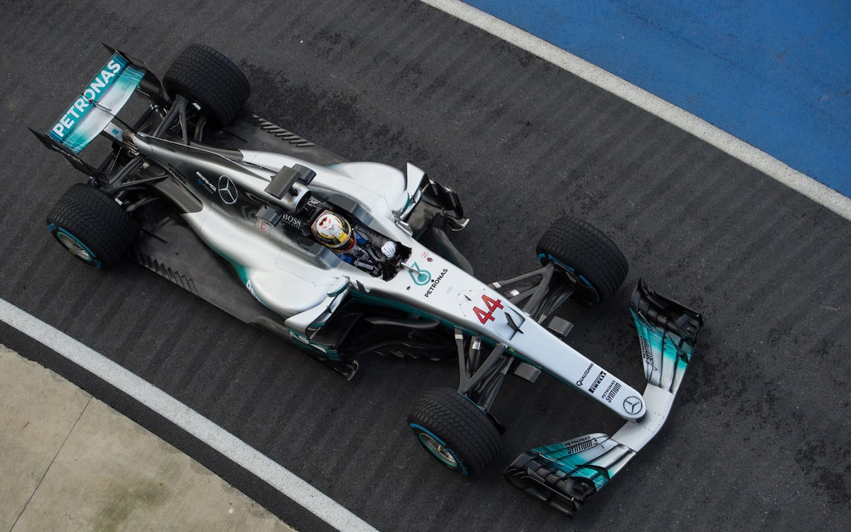 La monoposto dei campioni: ecco la Mercedes W08 | Sky Sport
