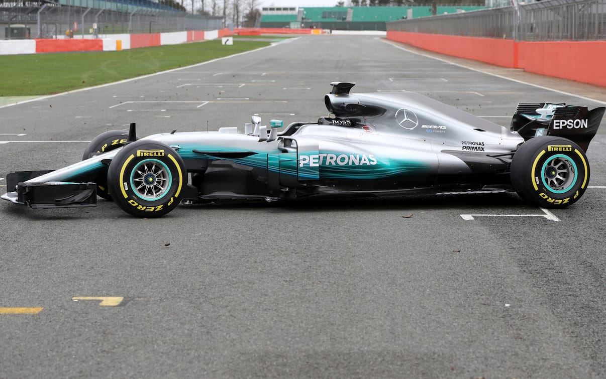 La monoposto dei campioni: ecco la Mercedes W08 | Sky Sport