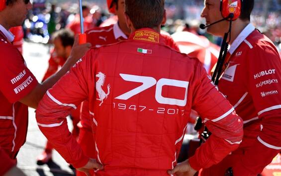 F1, Ferrari rinnova l'accordo con Philip Morris | Sky Sport