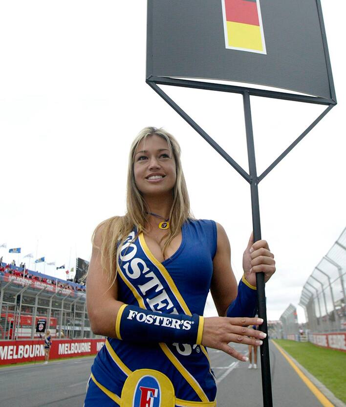 F1, addio alle sexy ombrelline: quante bellezze in pista | Sky Sport
