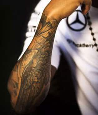 Hamilton, tutti i tatuaggi del campione del mondo di Formula 1 2018 ...