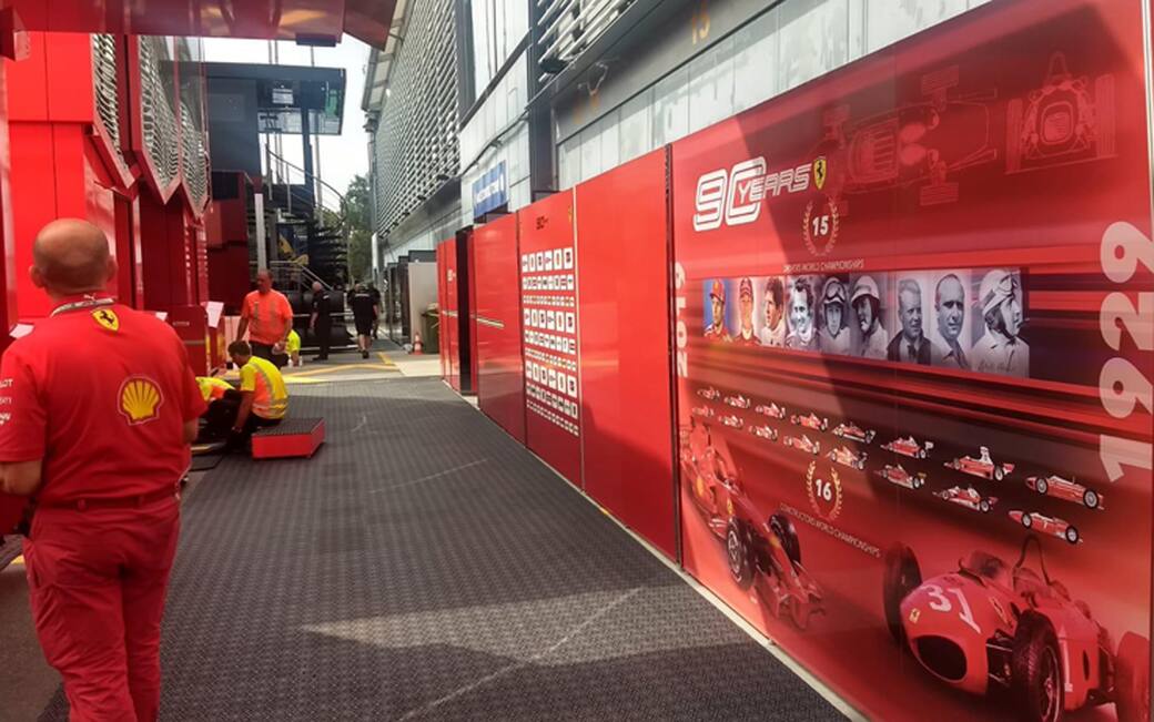 Ferrari al GP Monza: paddock con nuove grafiche per 90 anni della ...