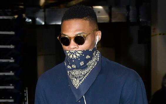 NBA, occhiali&bandana: a Orlando fa la sua comparsa il Russell ...