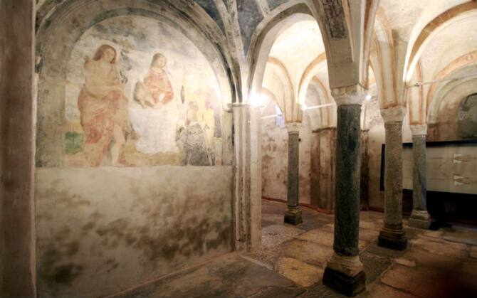 Chiesa San Sepolcro di Milano, la cripta riapre dopo 13 mesi di ...