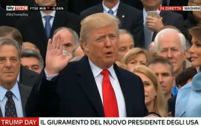 Washington, il giuramento di Donald Trump al Campidoglio. FOTO | Sky TG24