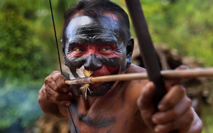 Amazzonia, tribù Waiapi pronta alla lotta. FOTO | Sky TG24