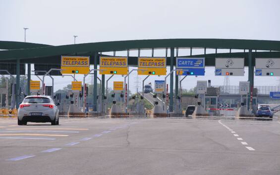 Al via il nuovo Telepass europeo per le auto | Sky TG24
