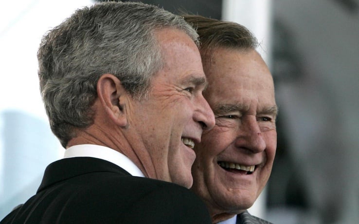 George H. W. Bush e gli incontri storici, da Gorbaciov al Papa. FOTO ...