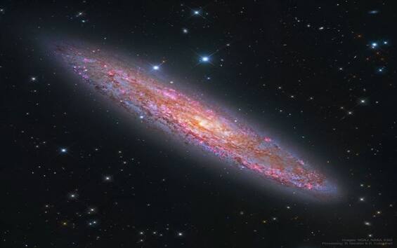 Nasa, la 'moneta d'argento' nella foto astronomica del giorno | Sky TG24