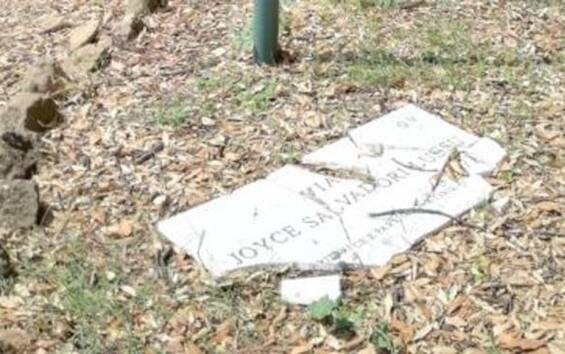 Roma, distrutta la targa in onore di Joyce Lussu a Villa Torlonia | Sky ...