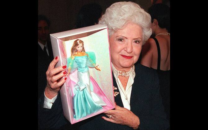 Barbie, la storia e i mille volti della bambola più famosa al mondo. FOTO